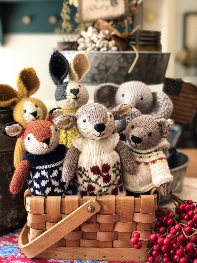 Best Tip for Choosing Colors for Stranded Knitting - Elise Rose Crochet