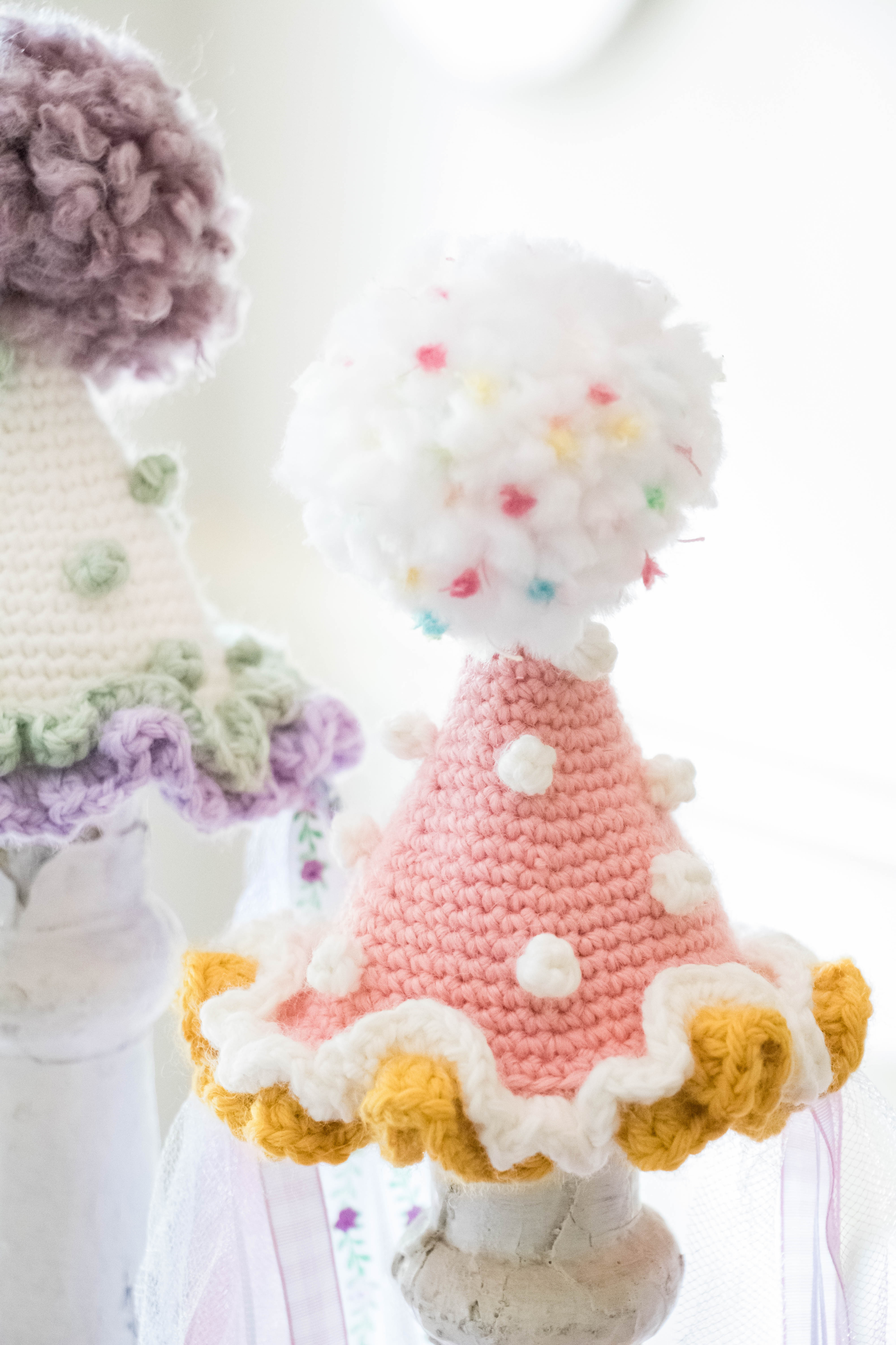 How to Crochet a Mini Birthday Hat [+ Video Tutorial] - Elise Rose Crochet