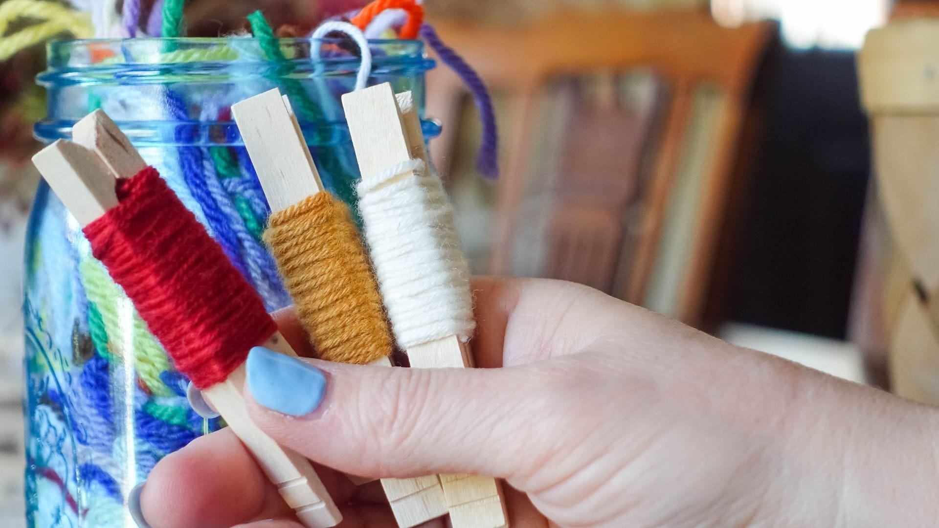 12 Ridiculously SIMPLE Ways to USE UP YARN SCRAPS - Elise Rose Crochet