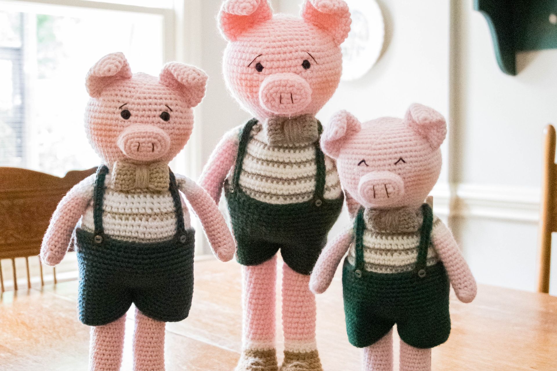 The Three NOT So Little Pigs Amigurumi Pattern | FREE Crochet Pattern ...