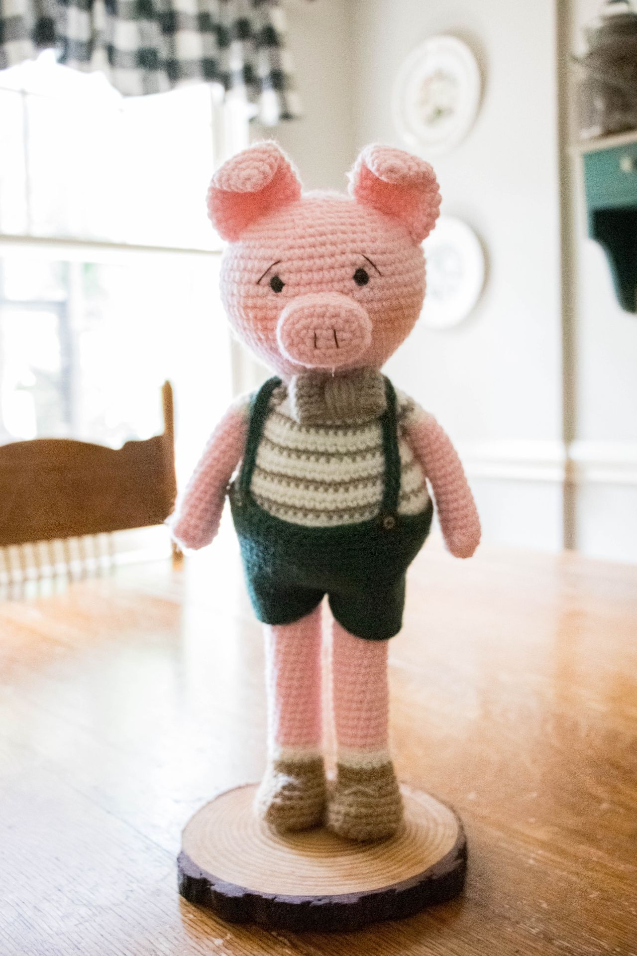 The Three NOT So Little Pigs Amigurumi Pattern | FREE Crochet Pattern ...